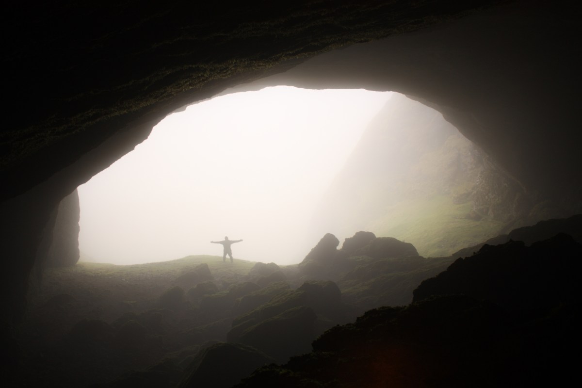 Diarmuid and Grainne’s Cave – Caves Of Ireland